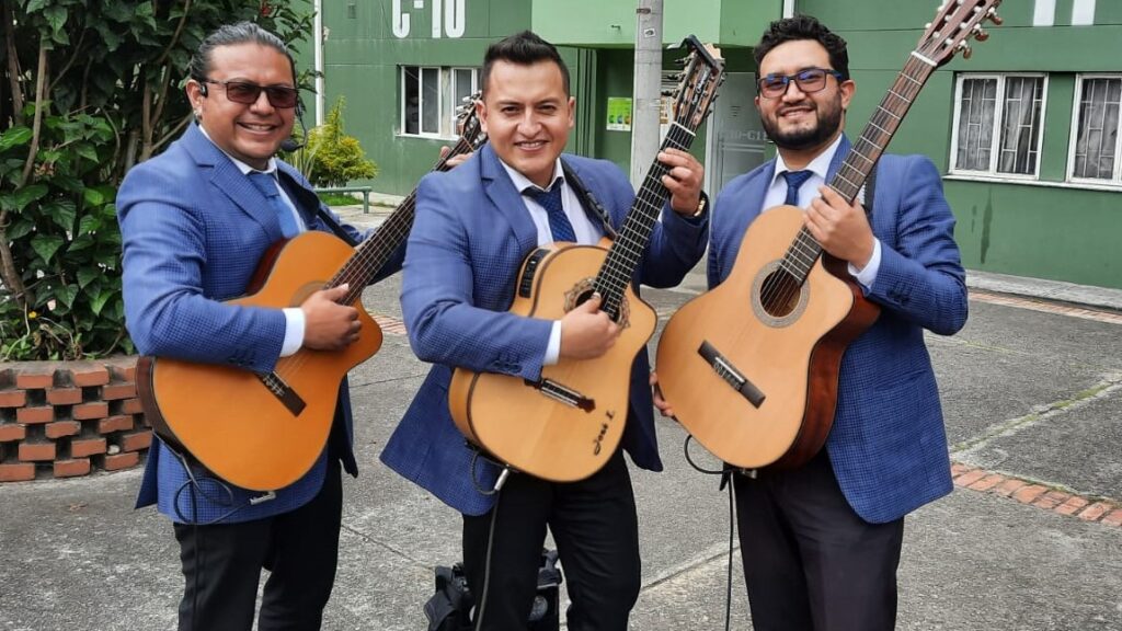 Trios Musicales Bogota - Trio Musical Serenatas en Bogota